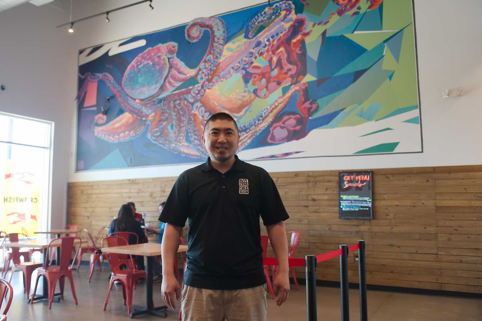 Pearland’s Boiling Dragon finds niche with ‘Asian-Cajun’ cuisine