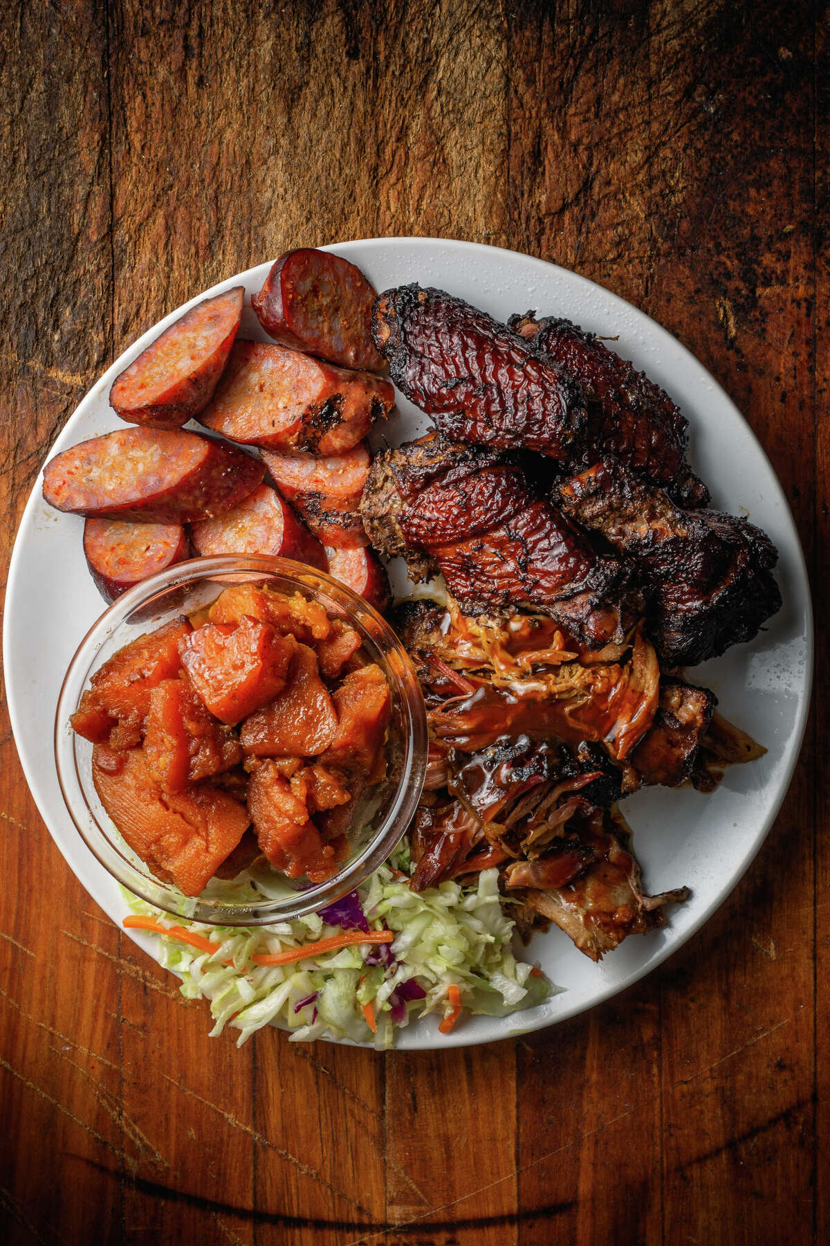 At Thomas’ Smokey Pit BBQ in Manchester, family's love is in every recipe