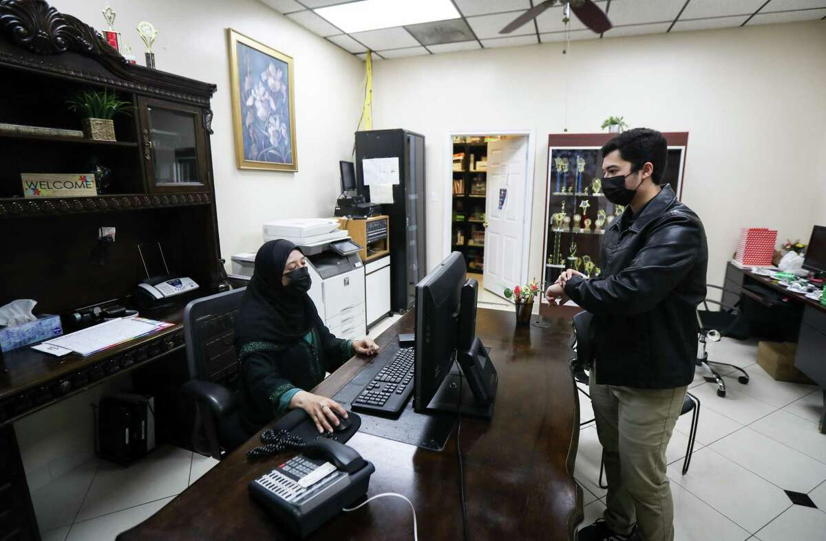 Here's what Houston schools are doing to accommodate Muslim students ...