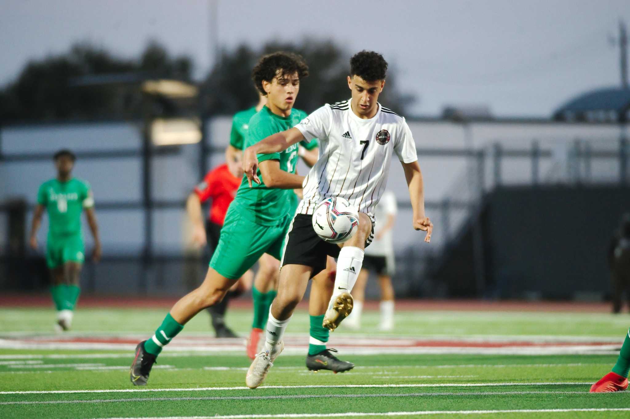 Houston boys soccer: Top performances include Wirthin's hat trick