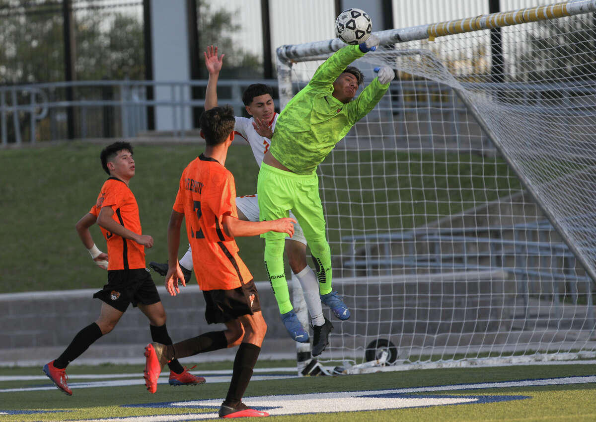 Stafford defeats Scarborough in shootout, advances to regional semifinals