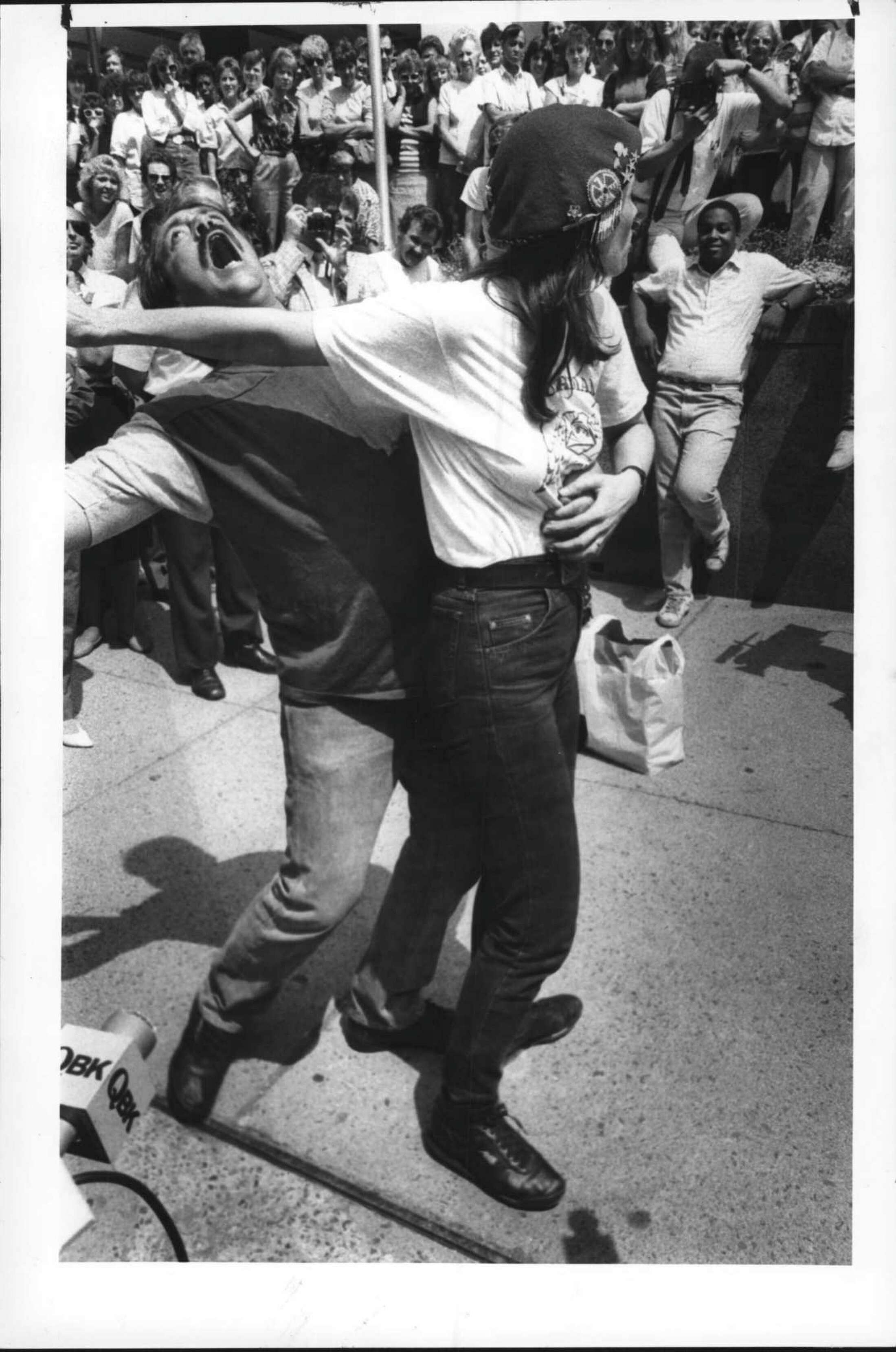 Bob Mason, radio shock jock and 'Continuous Party' candidate, dies at 73