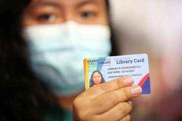 Advocacy groups call on Houston leaders to make enhanced library card ...