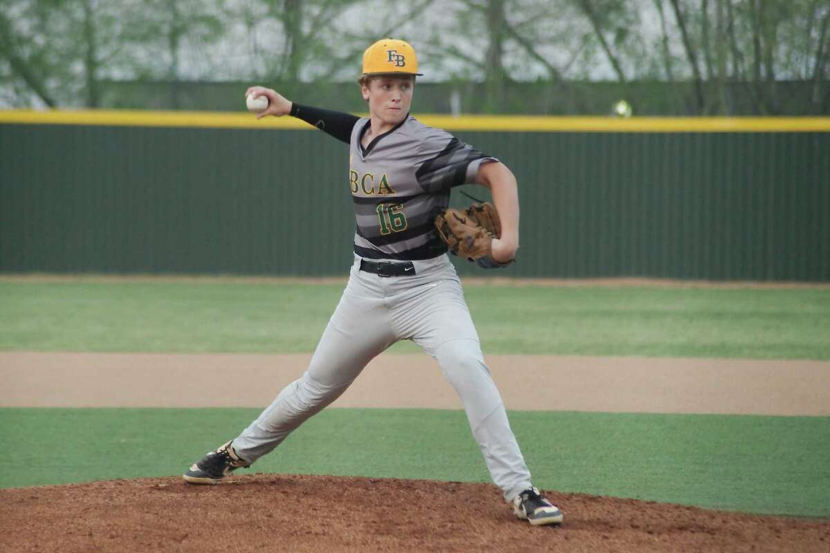 Baseball: Pearland takes sole 23-6A lead; LSA triumphs