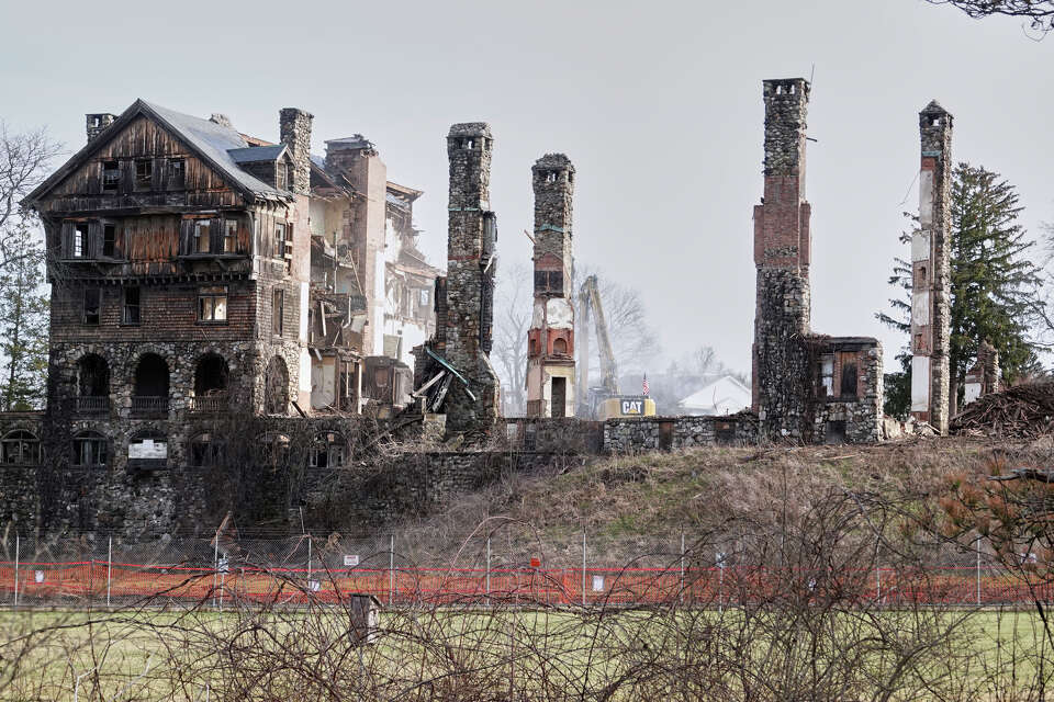 Millbrook travel guide: what to see, do and eat on a day trip