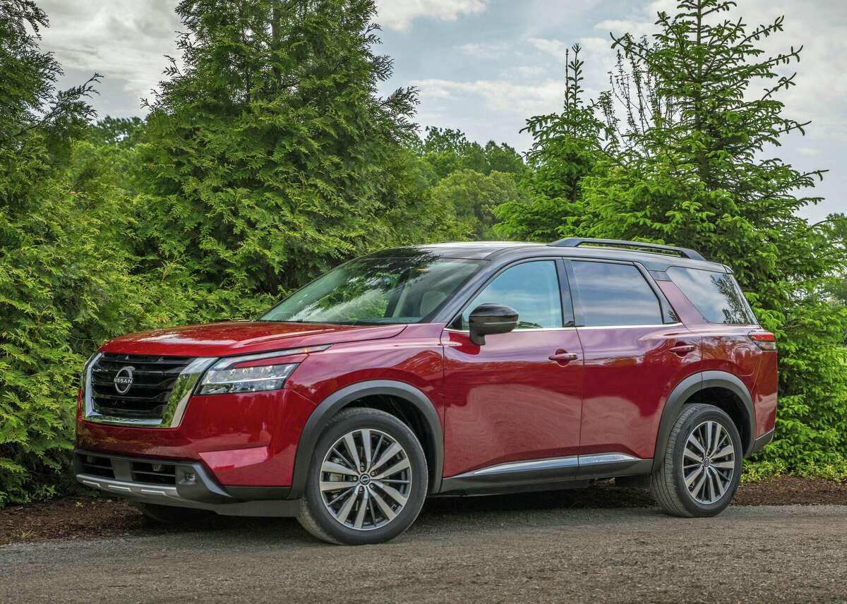 Nissan Pathfinder gets a makeover, now comes with 9-speed automatic