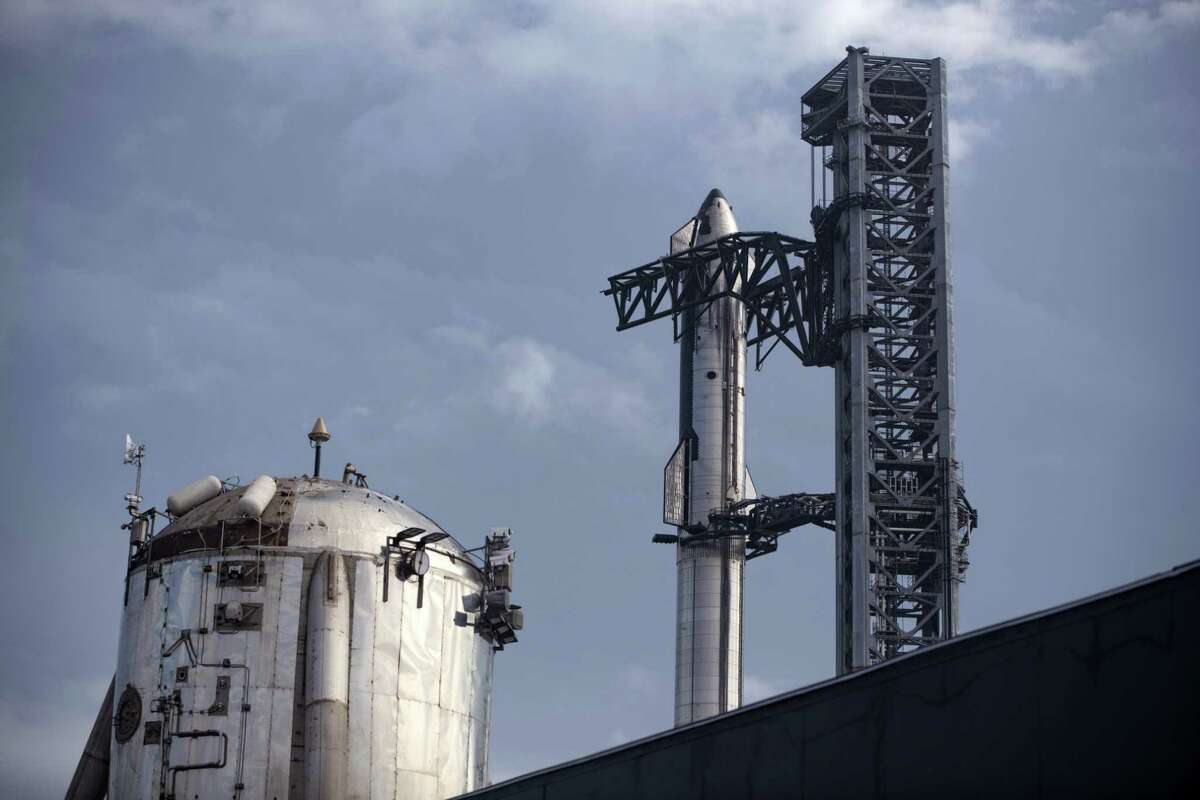 SpaceX Texas launch hits another snag as permit review halted by Army ...