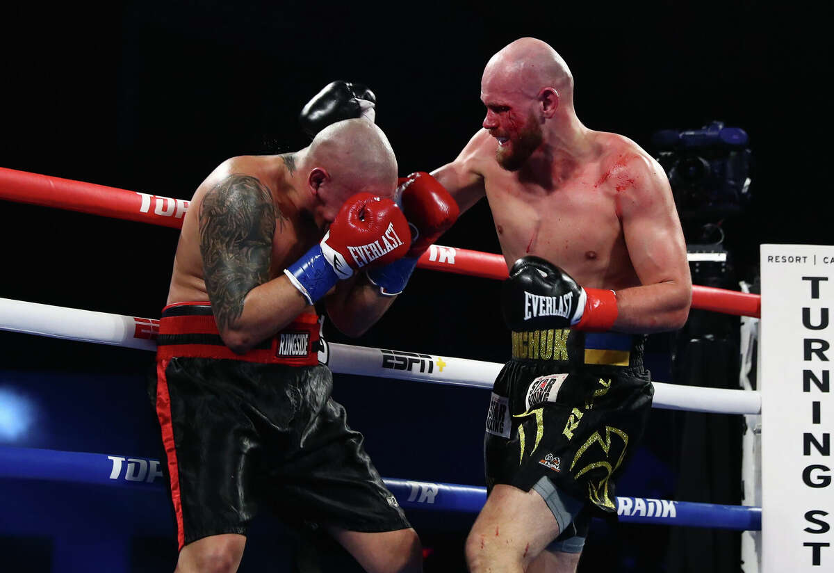 Ukrainian boxer prepares for fight at Rivers Casino