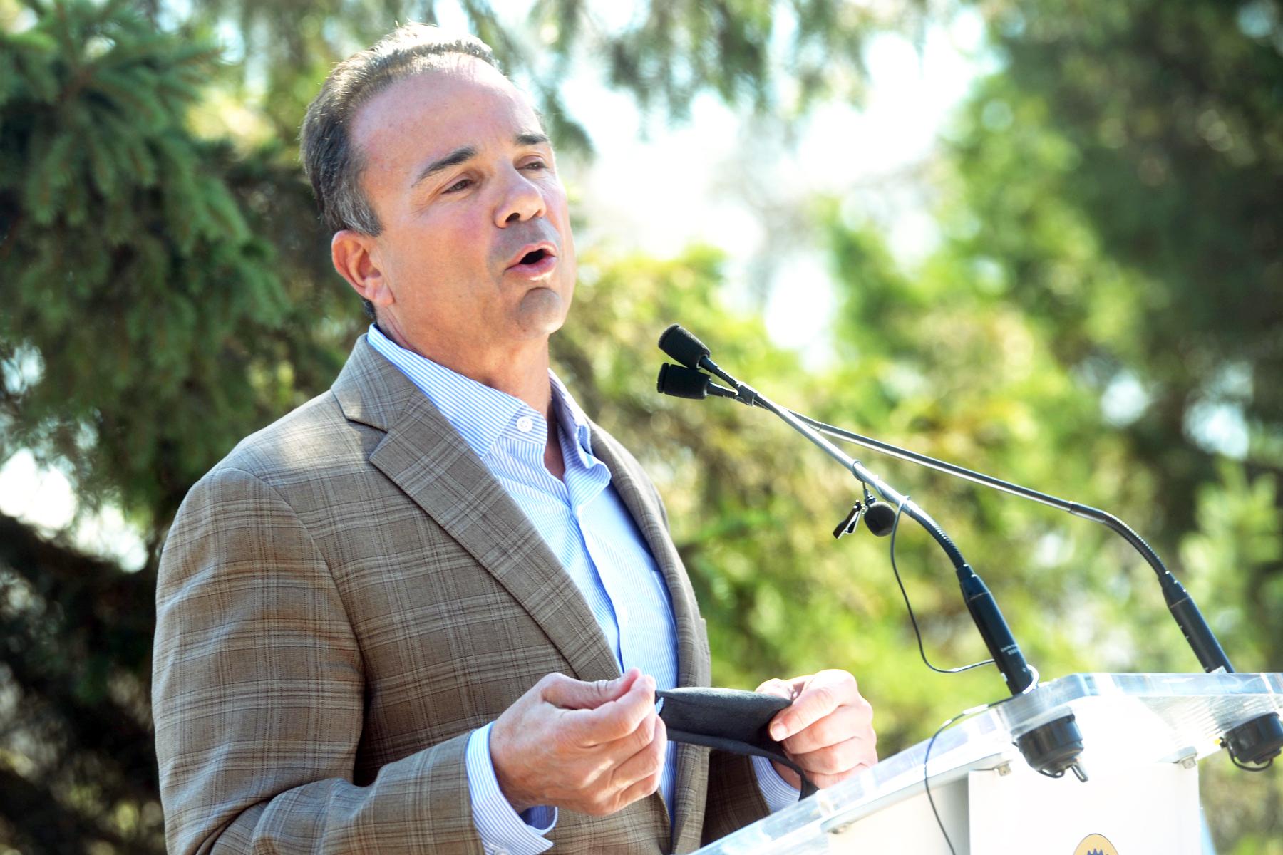 Ganim’s no-tax-increase Bridgeport budget relies on COVID aid, airport sale