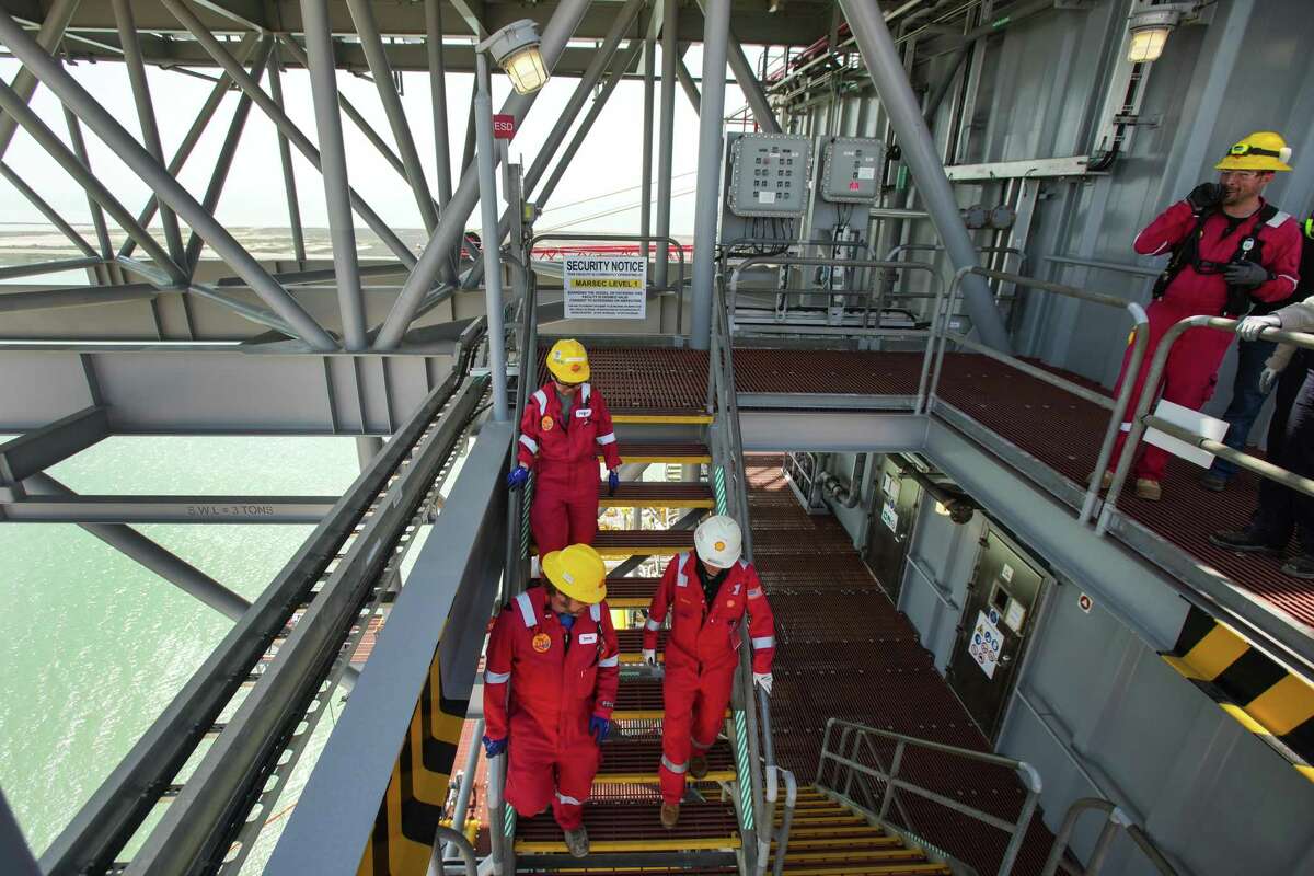 Shells Vito Platform Begins Producing Oil In The Gulf Of Mexico