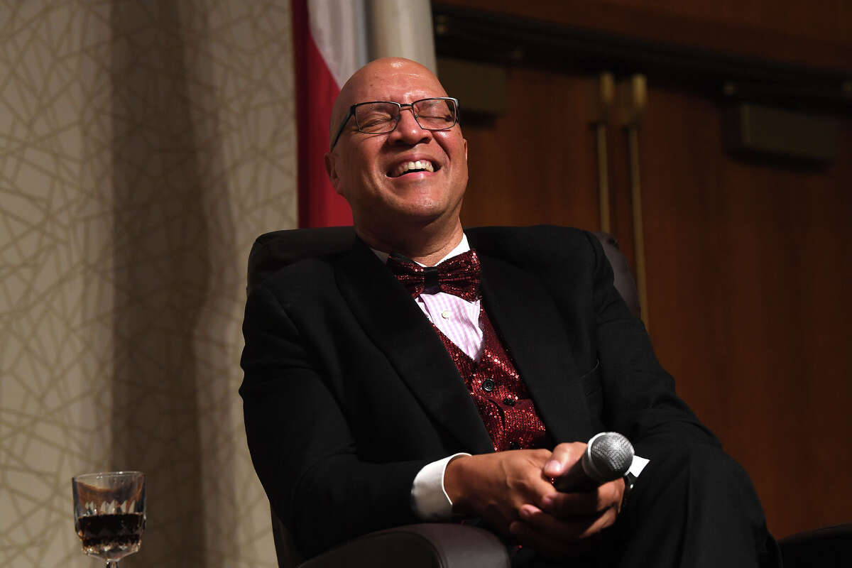 Community gives maestro Tipton celebrity roast