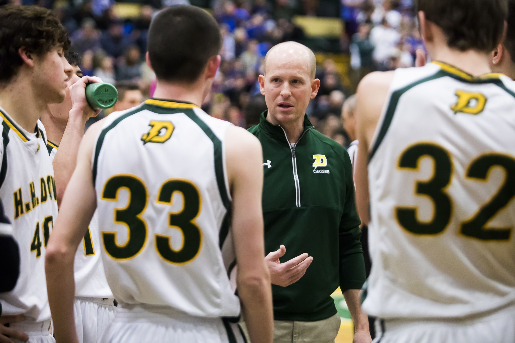 Dickerson steps down after eight seasons as Dow hoops coach