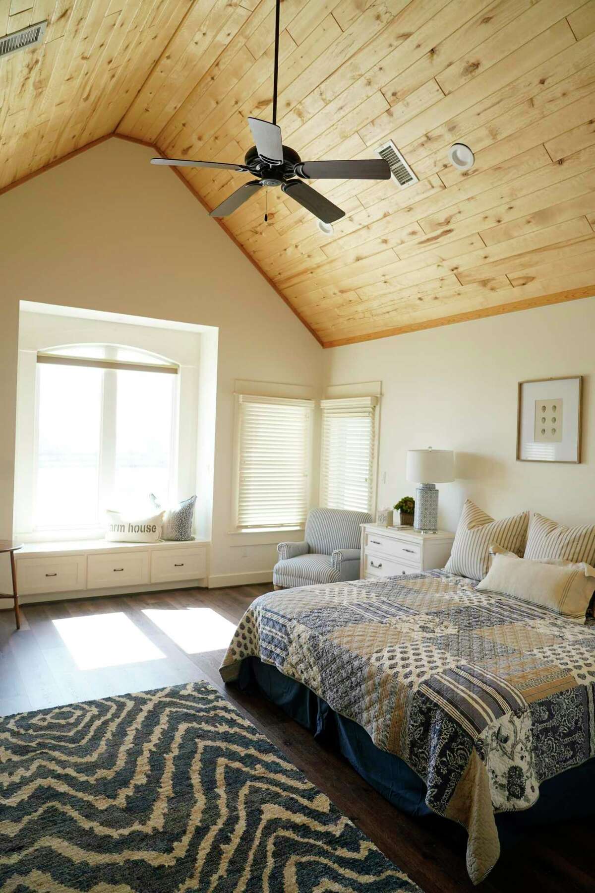 With wildflowers all around, Houston family finds a vacation retreat in ...