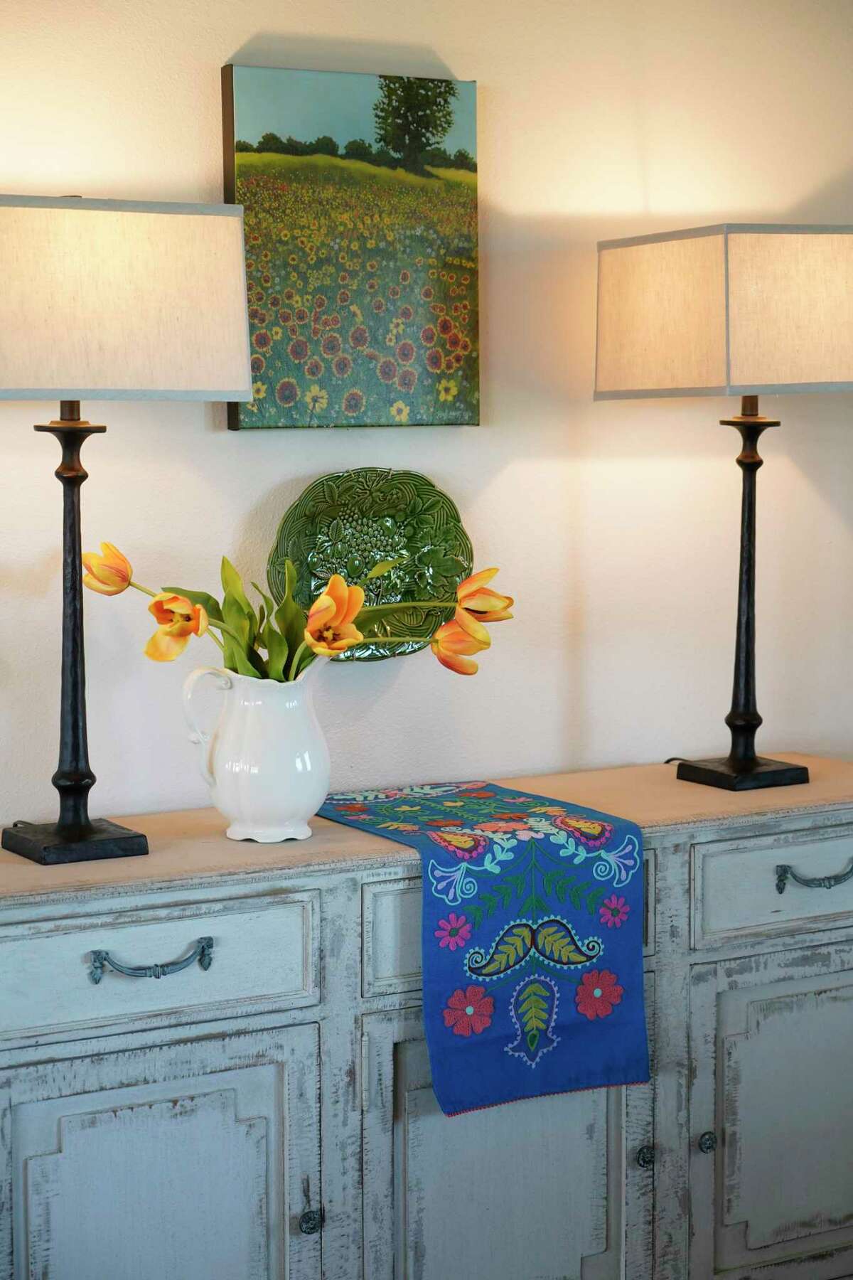 With wildflowers all around, Houston family finds a vacation retreat in ...