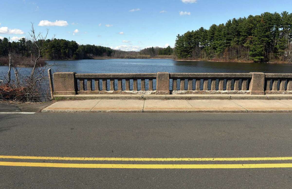 Hamden could see new bridges, sidewalks thanks to $5.3 million in state aid