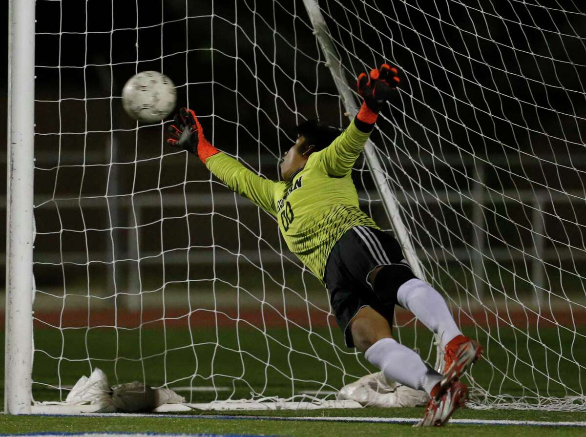 Reagan boys breeze to the Region IV-6A soccer final
