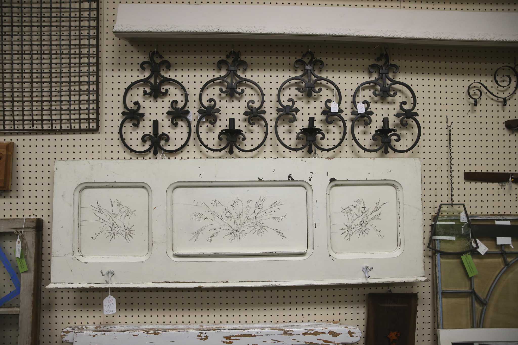 San Antonio retirees restore reclaimed items for Homestead Handcrafts