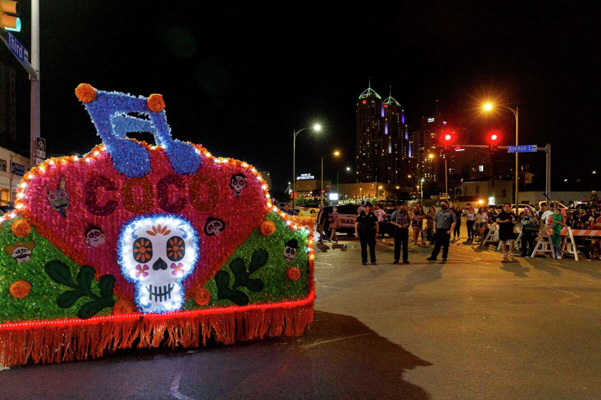 Fiesta Battle of Flowers, Fiesta Flambeau parade winners