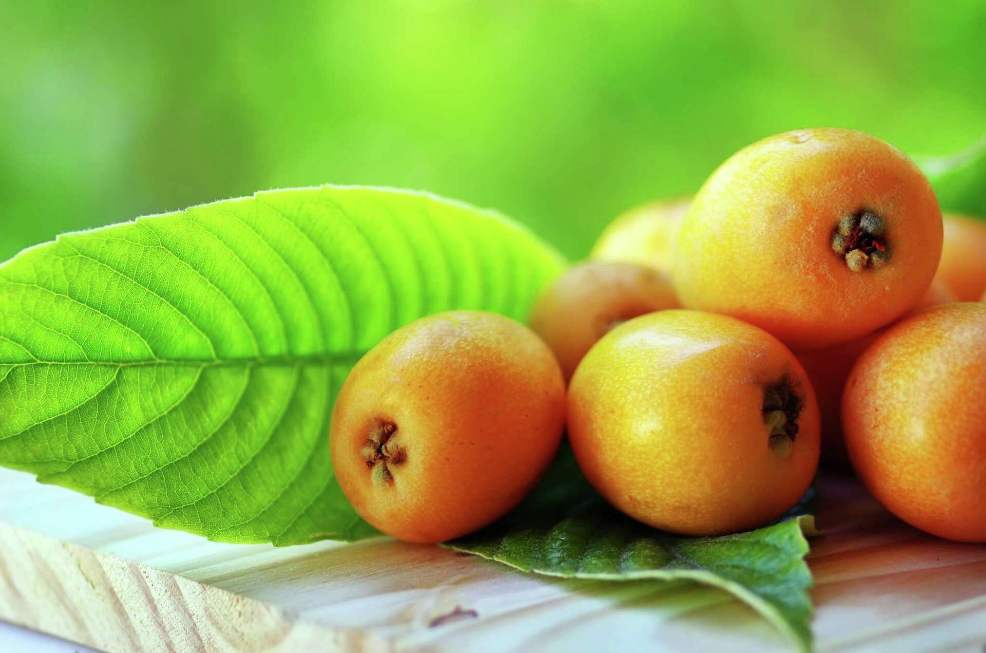 What to know about the small, tasty orange fruit all over Houston