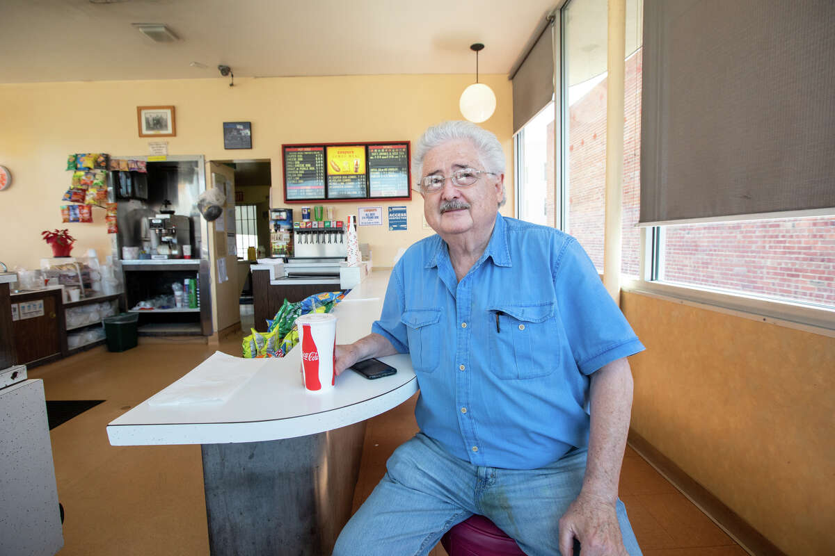 The story behind the Bay Area's legendary hot dog chain