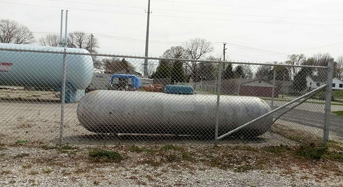 Edwardsville resident seeks removal of propane tanks near his neighborhood