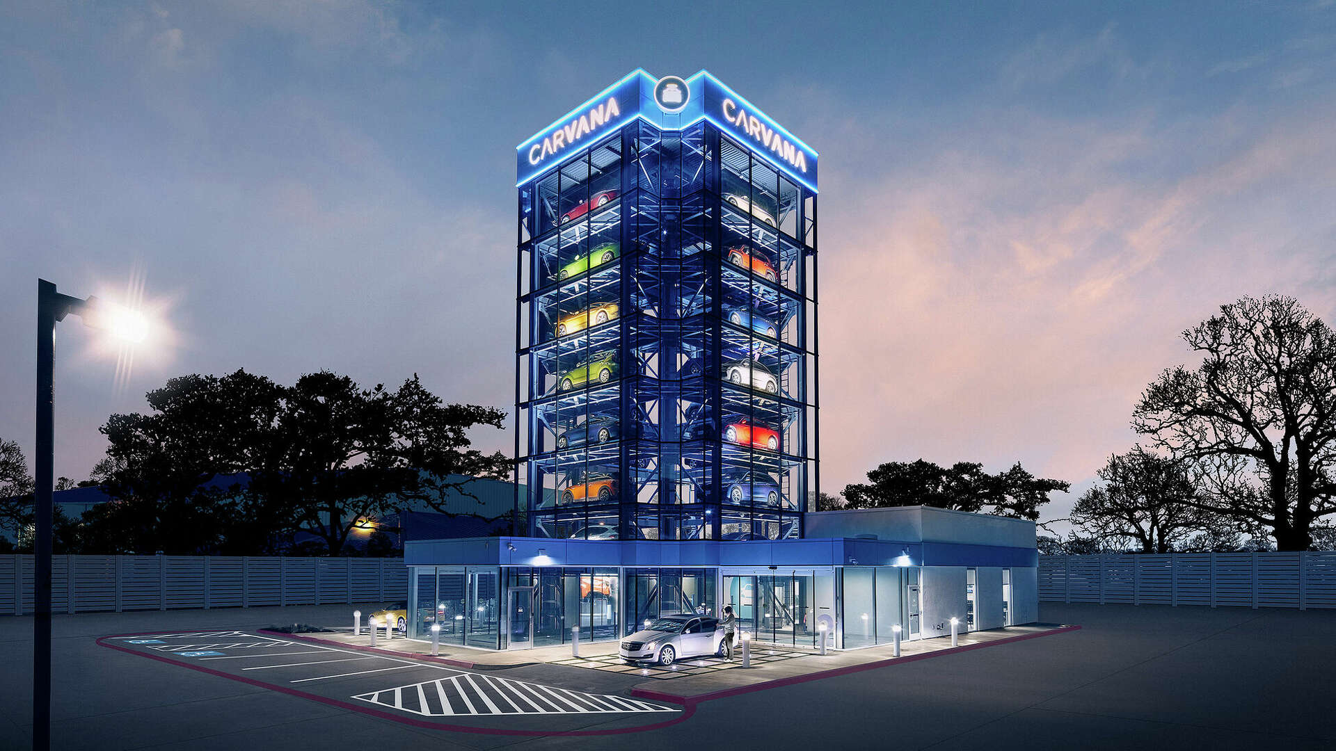 Carvana opens its second Car Vending Machine in Houston area