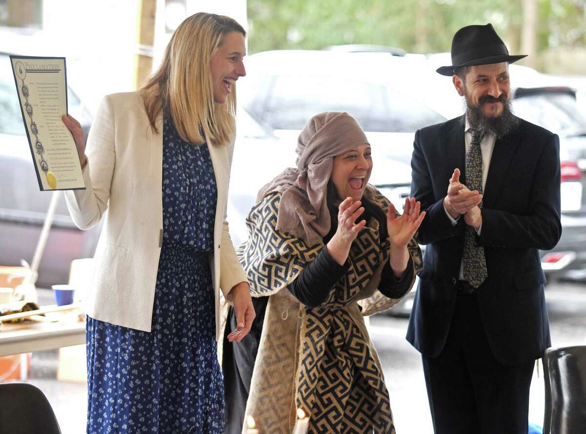In Photos: Jewish students in Stamford prep for Passover with practice ...