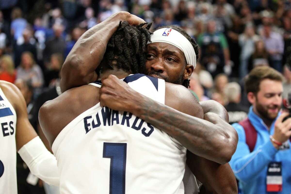 Patrick Beverley celebrates Timberwolves' big win like only he can
