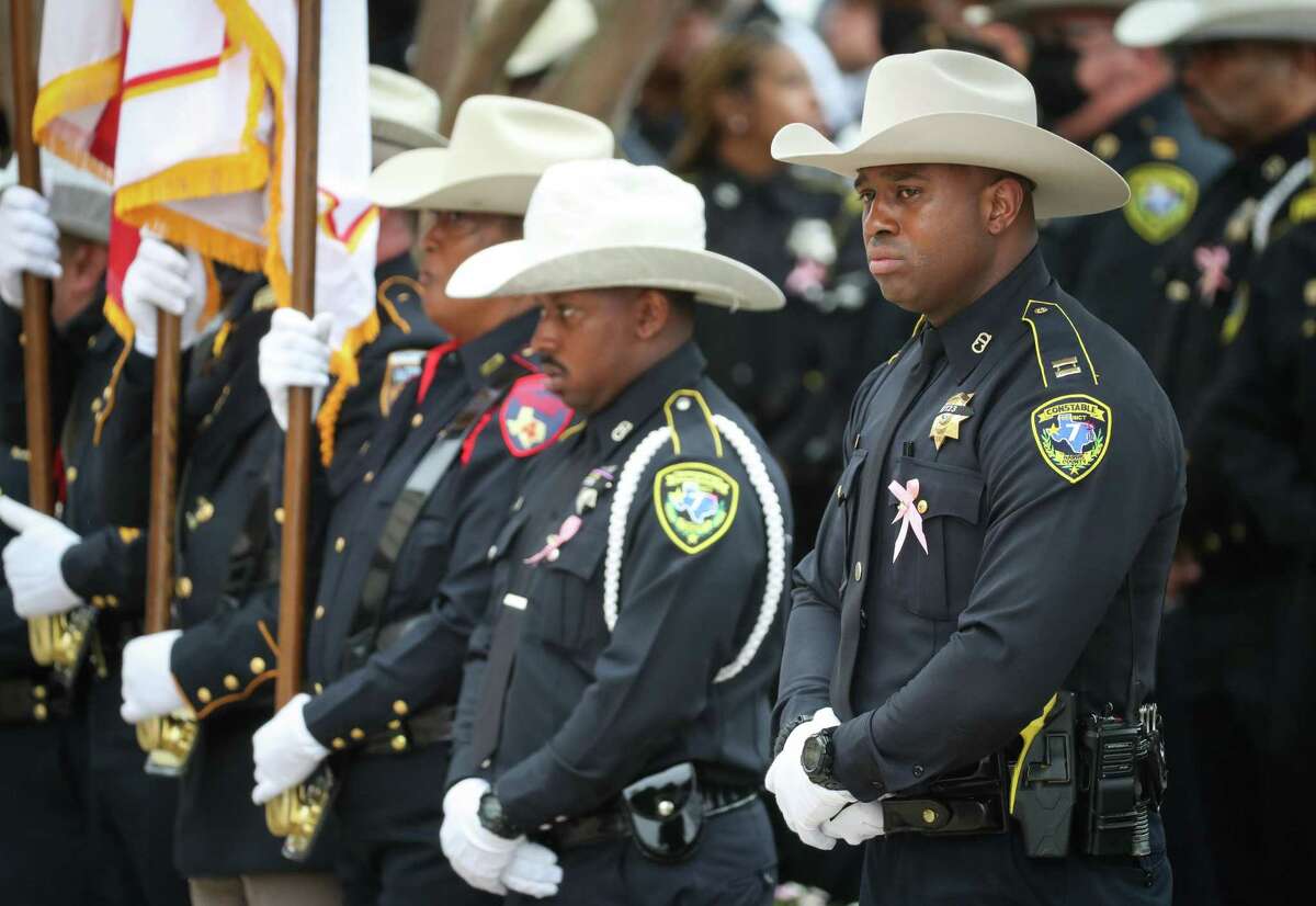 Harris County constable’s deputy Jennifer Chavis remembered at funeral ...