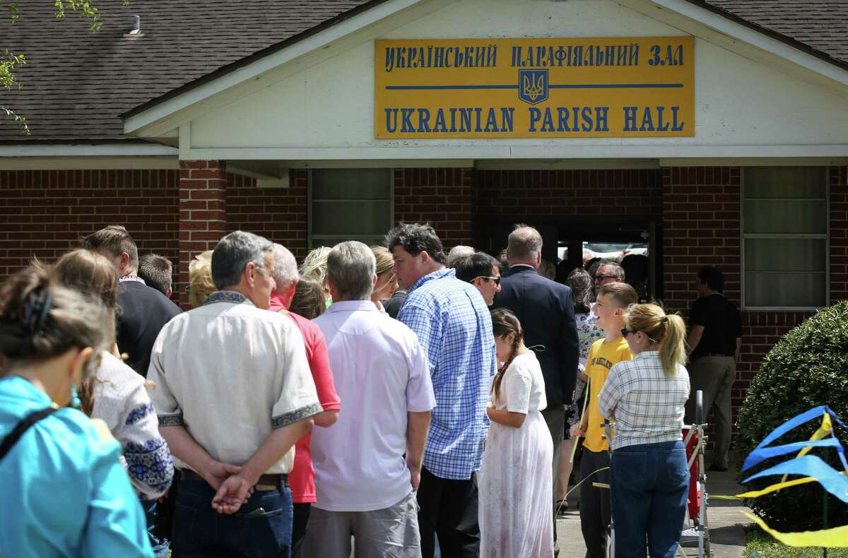 Houston’s Ukrainian community upholds Easter traditions