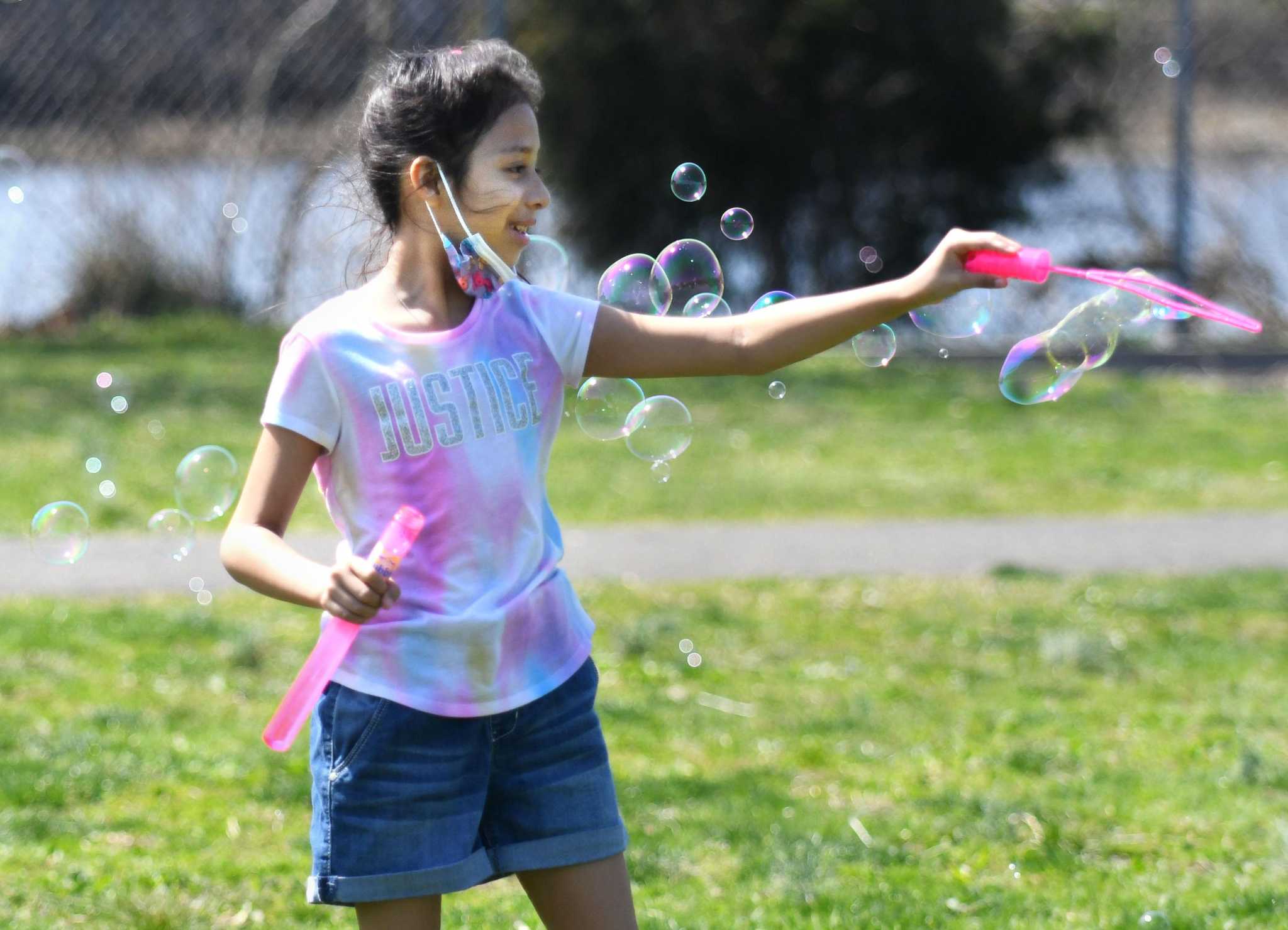 Earth Day fun set for Wright Tech in Stamford, bubbles in the park and more