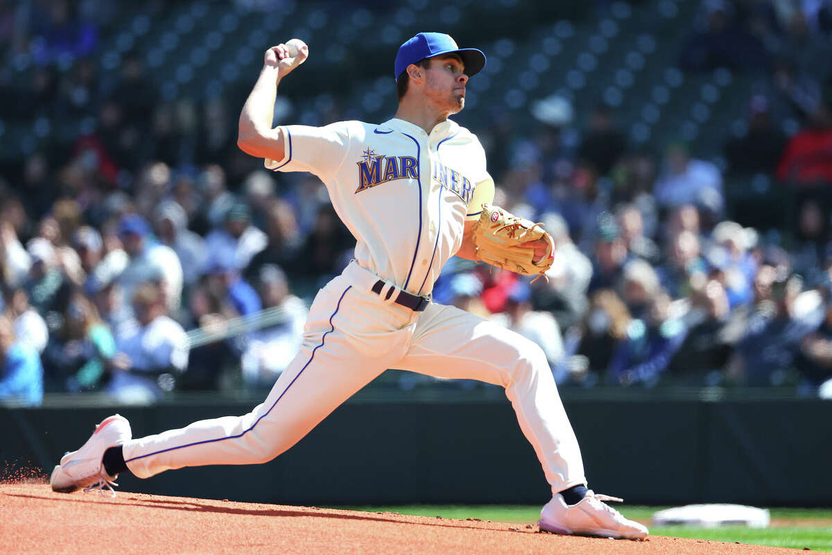 Astros' offense remains absent in loss to Mariners in series finale