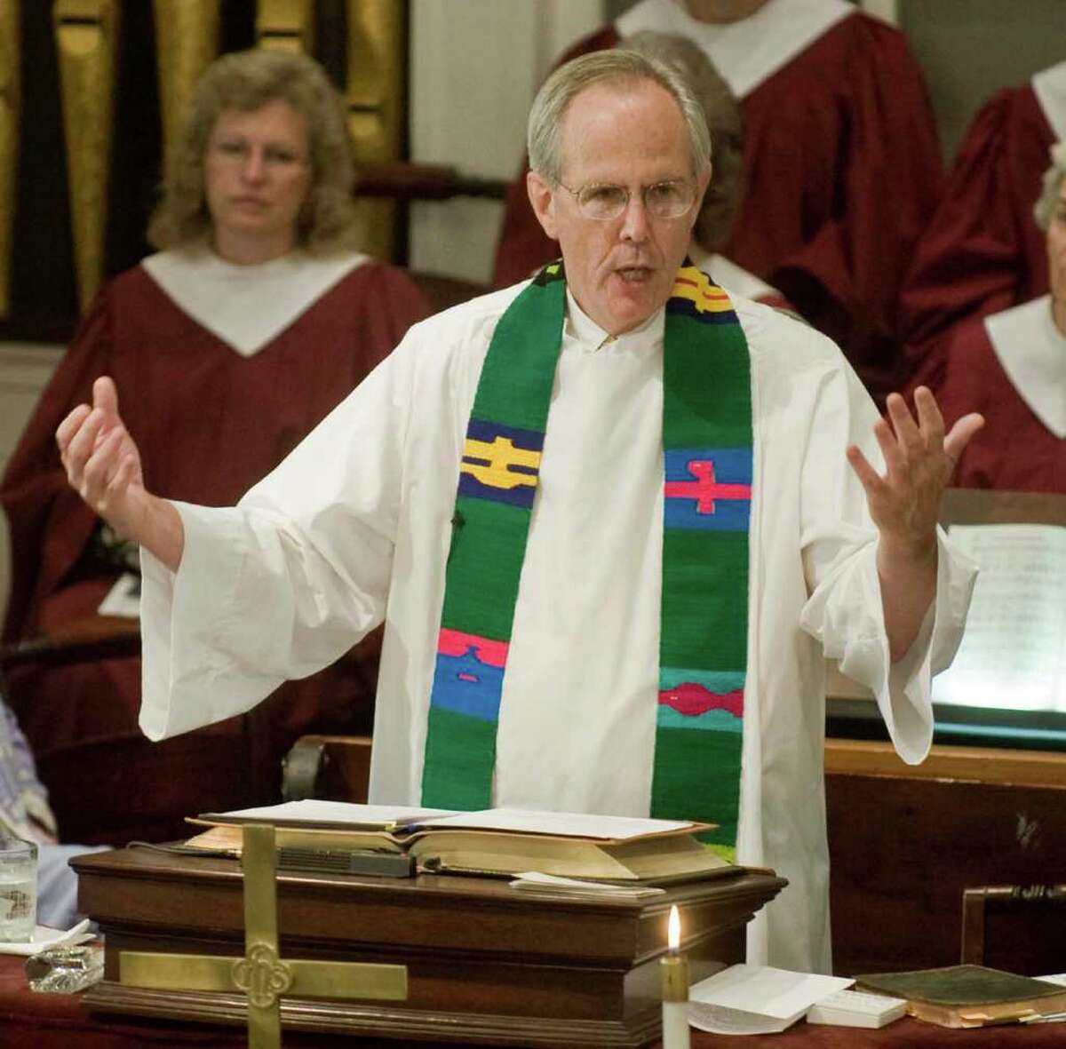 First Congregational pastor in New Milford celebrates 40th ordination ...