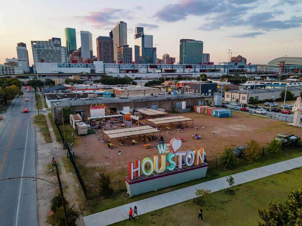 These 11 Houston places have incredible skyline views