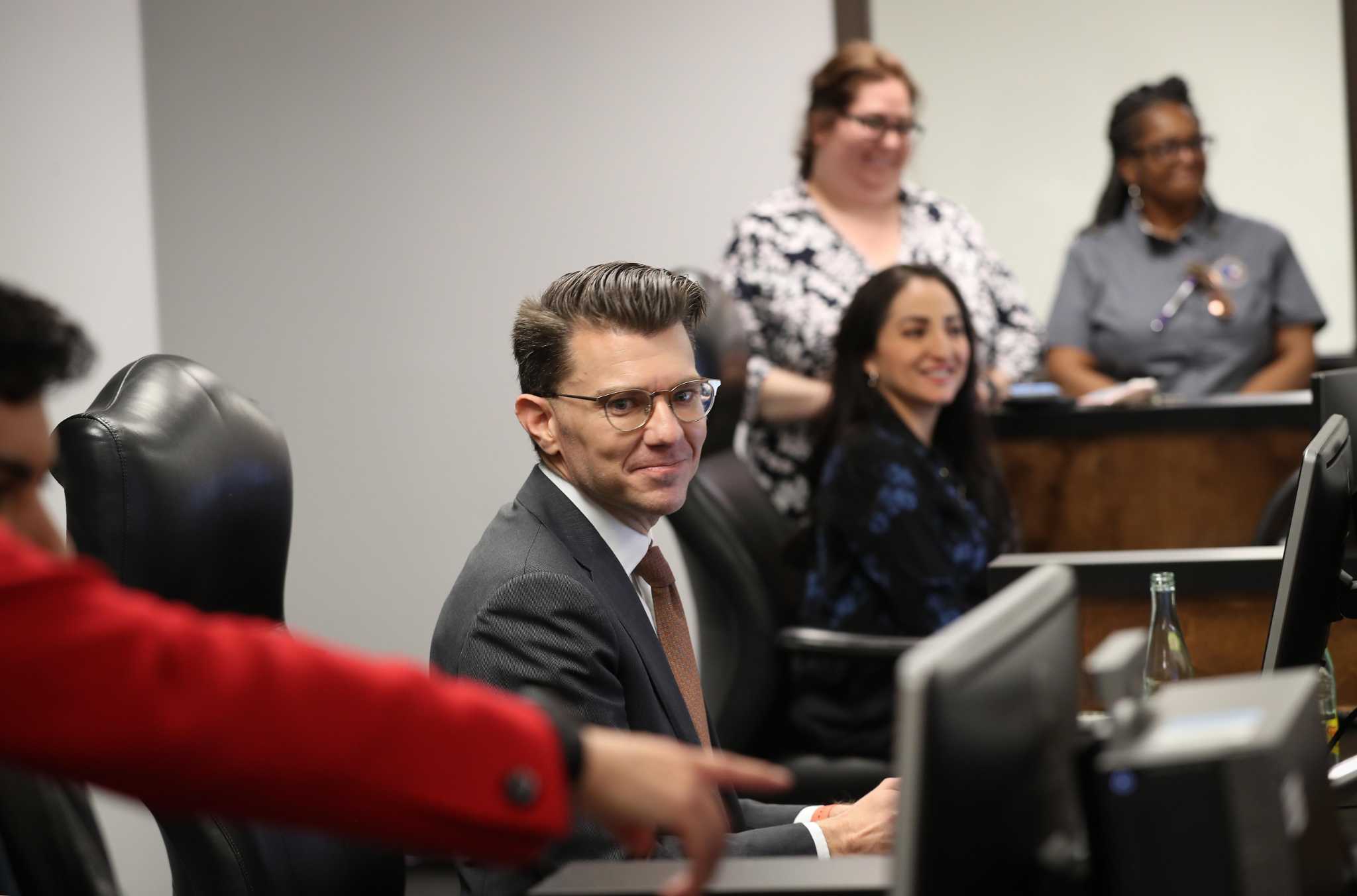 Judicial commission recommends suspension for misdemeanor judge