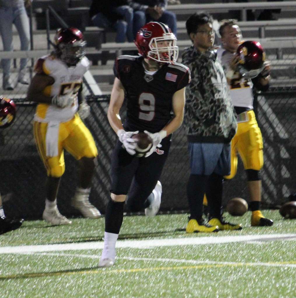 Football: A wake-up call for No. 7 New Canaan