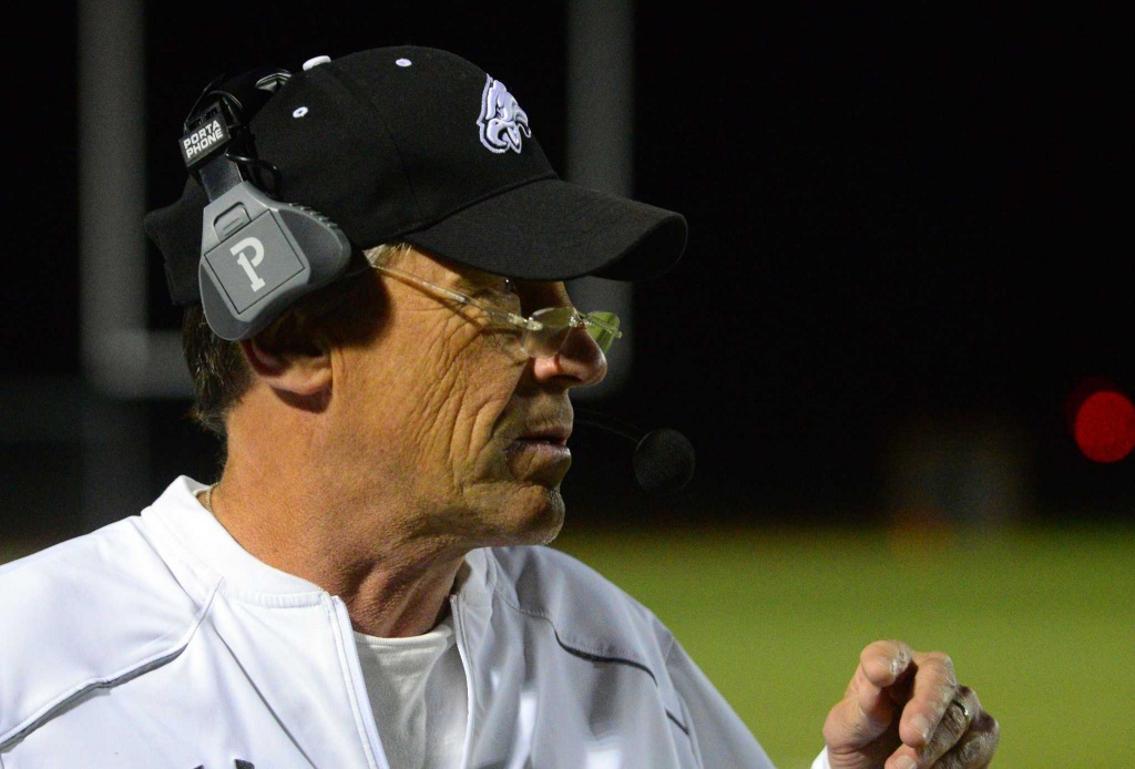 Football: Bob Maffei resigns as Trumbull coach after 20 seasons