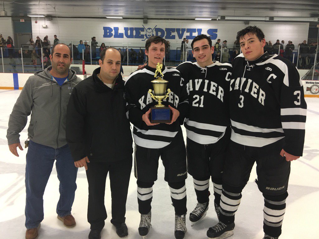 Hockey: DeConti steps down as Xavier coach to spend more time with family