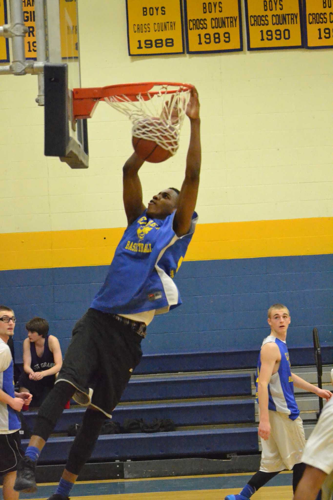 Gilbert boys basketball rides a rich tradition