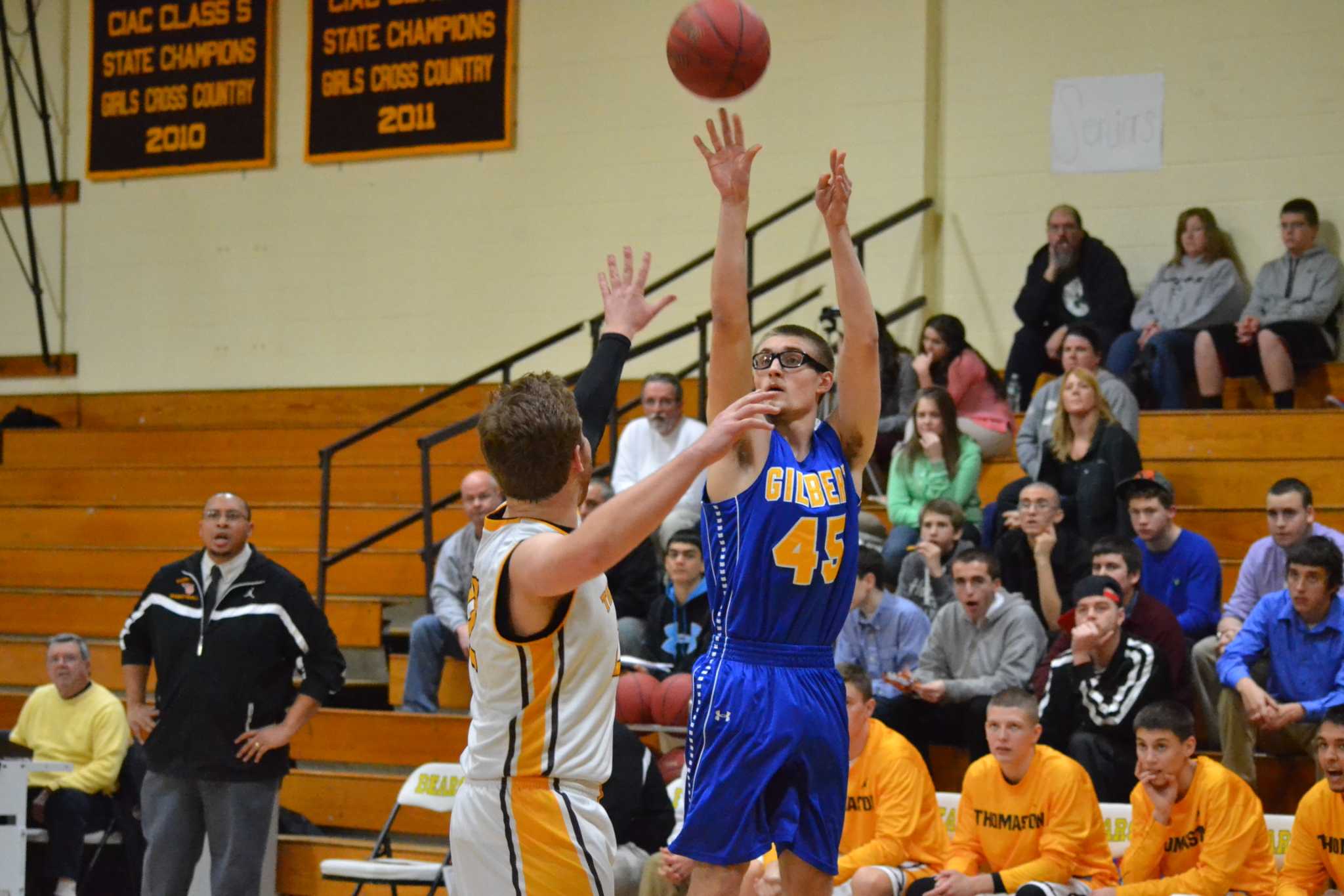 Gilbert boys basketball rolls past Thomaston