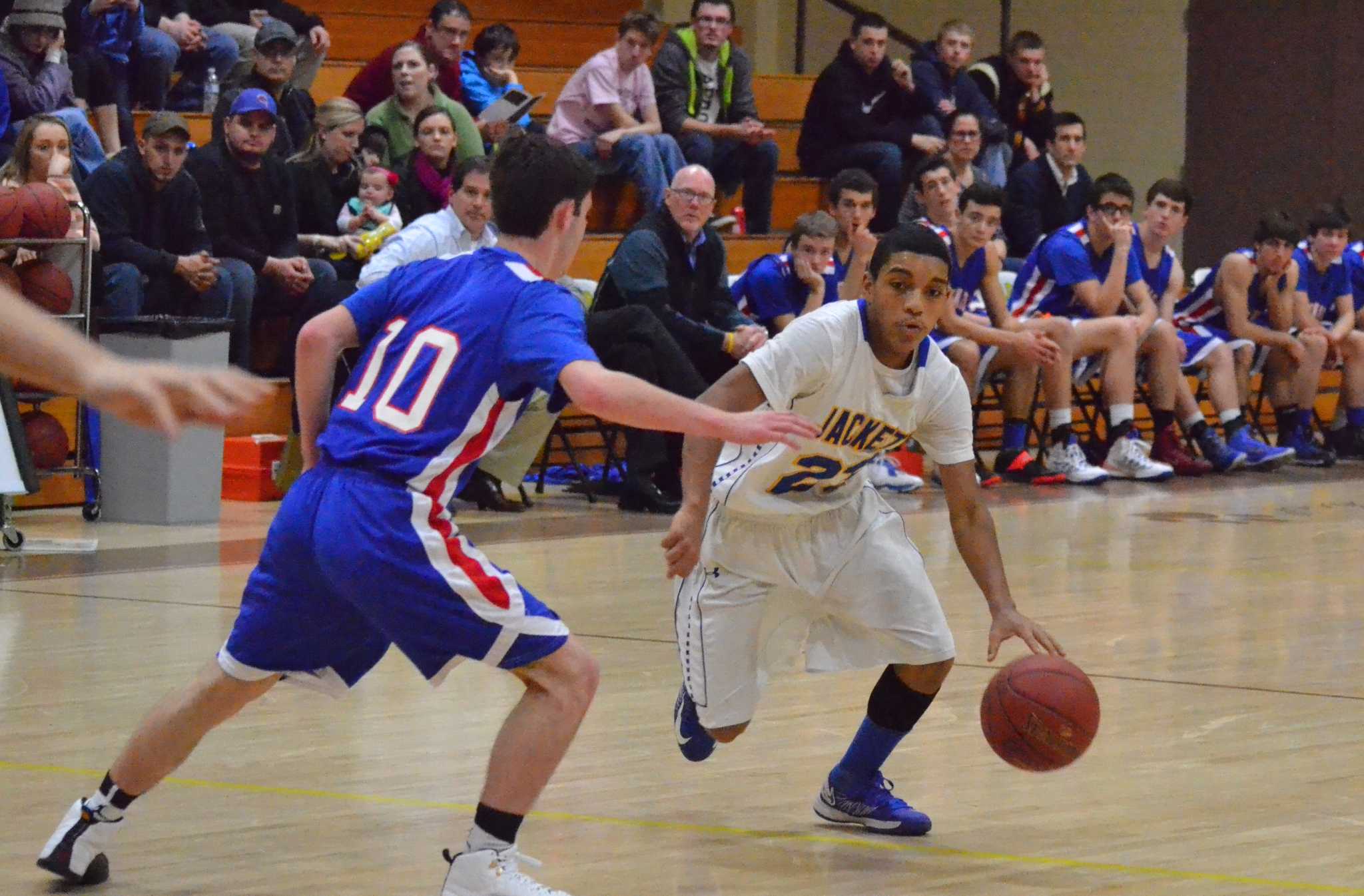 Sarmiento wins it at buzzer for Gilbert boys basketball