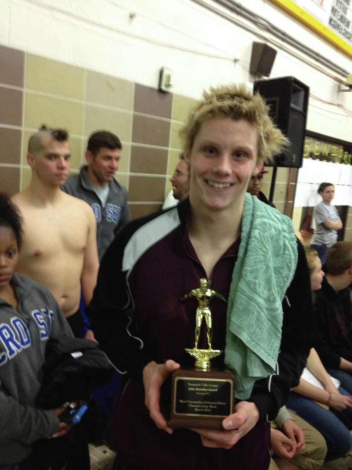 Sacred Heart wins fourth straight NVL boys swimming title