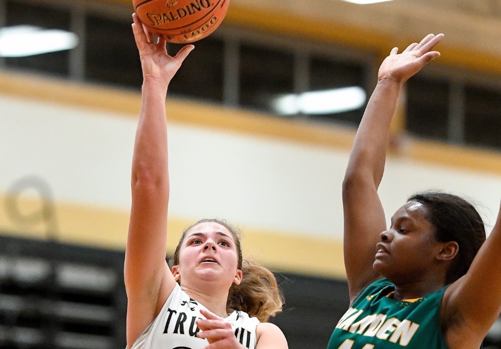 Trumbull looks to overcome graduation losses