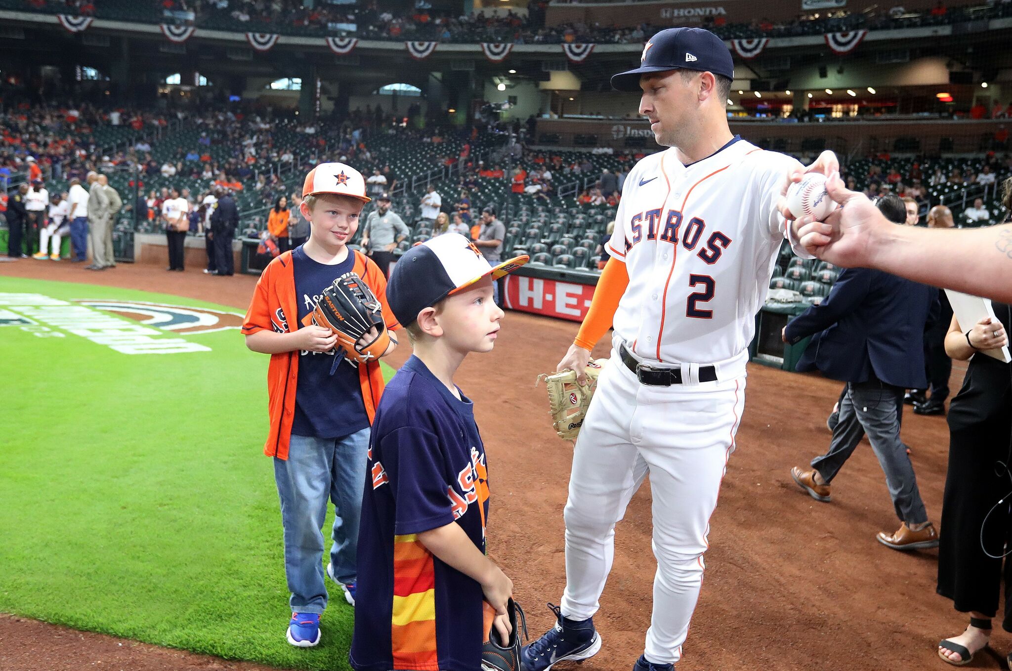 Why Astros’ ceremonial first pitch was extra special for Alex Bregman