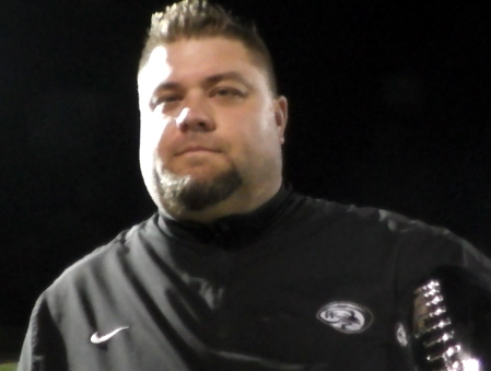 Woodland football's Tim Shea resigns