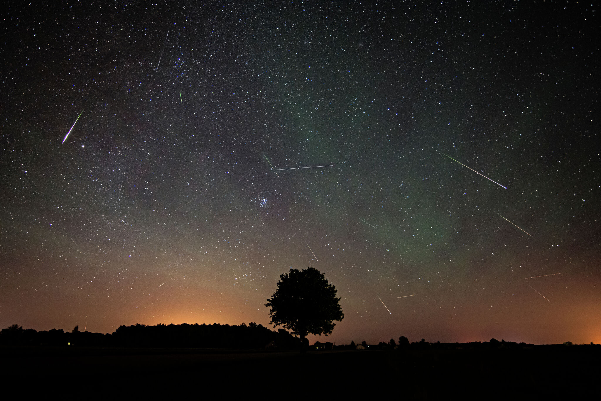 Lyrids meteor shower will peak in the night sky tonight