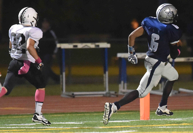 Ray Curren's Inside the SCC: Bowen Field just sits and sits