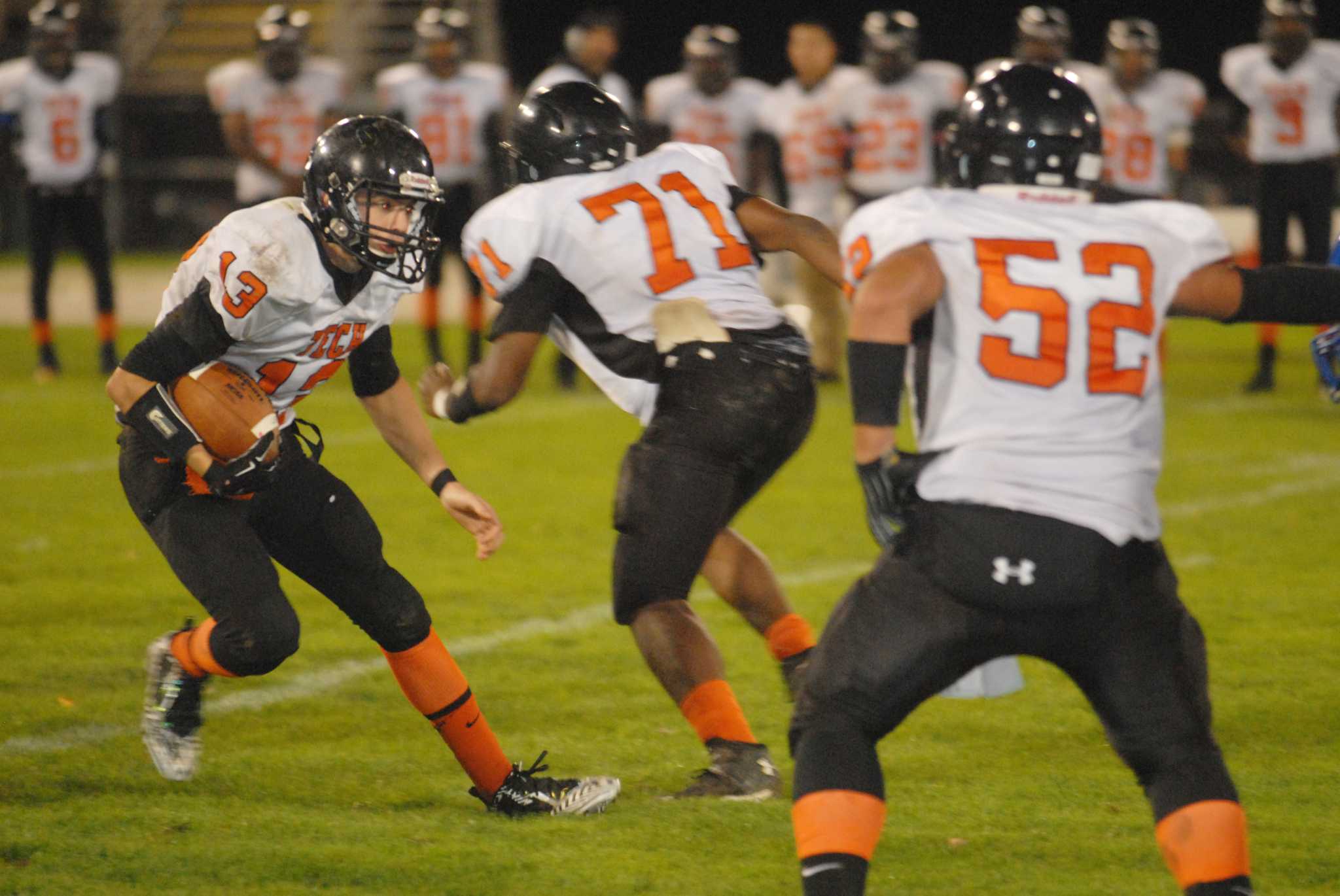 Football: Bullard Havens rolls to fourth straight win