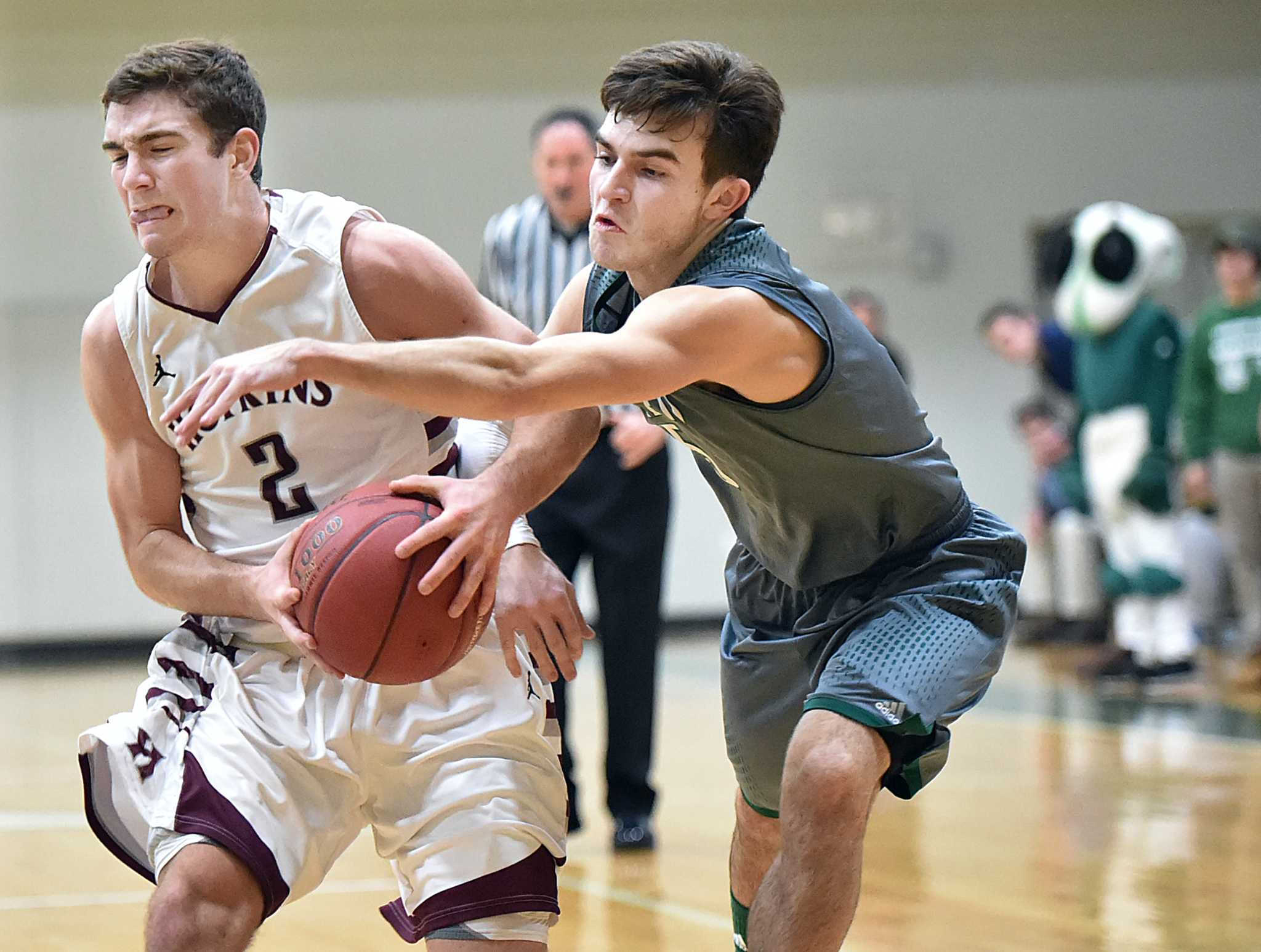 Boys basketball: Hopkins makes 12 three-pointers to beat Hamden Hall