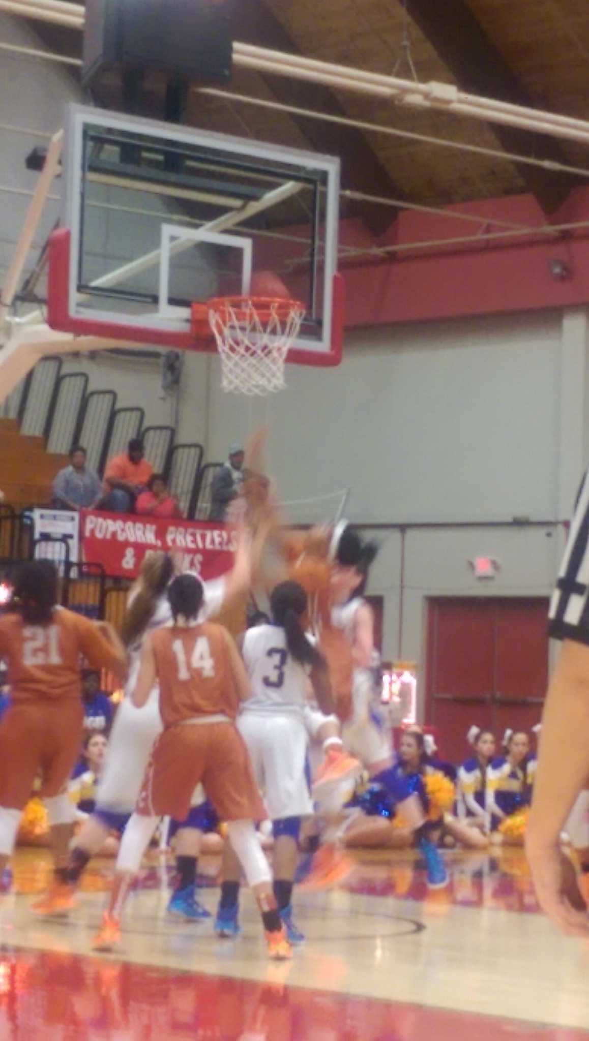 Girls Basketball: Capital Prep leads 23-12 after first quarter